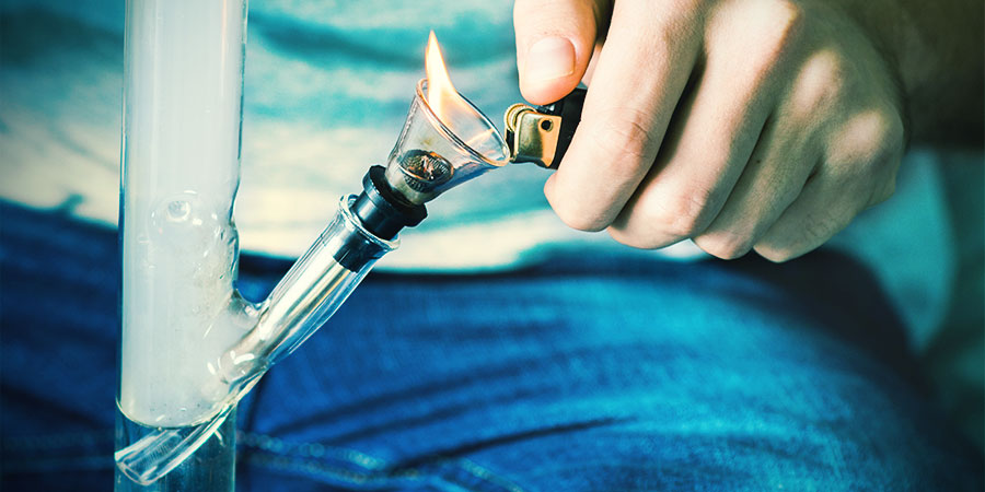 The 10 Best Ways To Smoke Cannabis - Zamnesia Blog