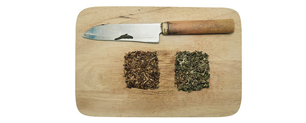 10 Ways To Grind Cannabis Without A Grinder - Zamnesia Blog